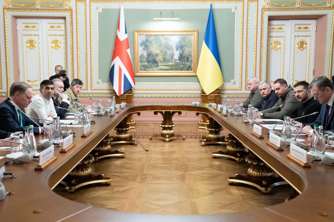 Ucraina i Marea Britanie Au Semnat Un Acord De Securitate