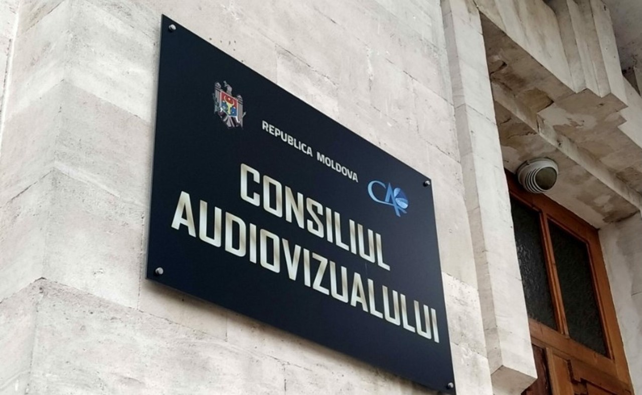 Raport, prezentat în Parlament: În 2022, Consiliul Audiovizualului a aplicat amenzi de peste 2,3 ...